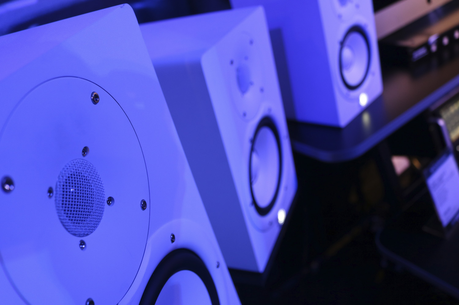Guitars, Amps, Synths, Drums & Technology at the Yamaha Music Store ...